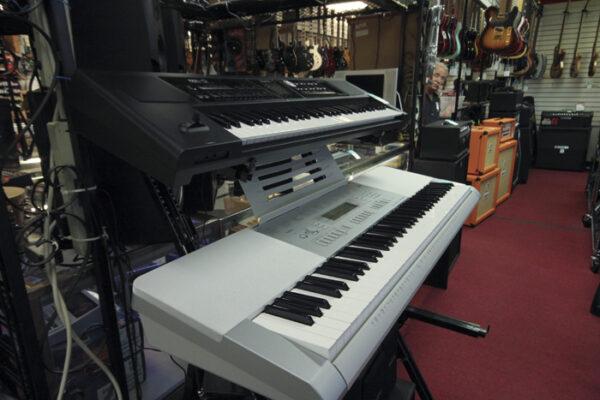 Keyboards – Jett Landry Music